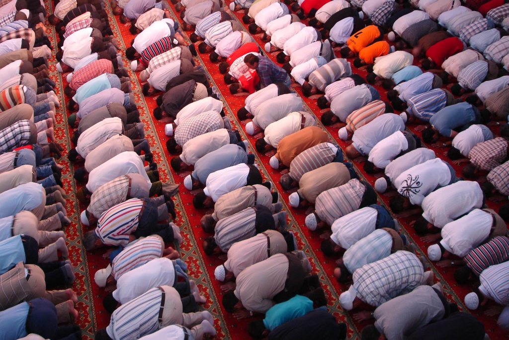 About Rules of Praying in Mosques | About Islam