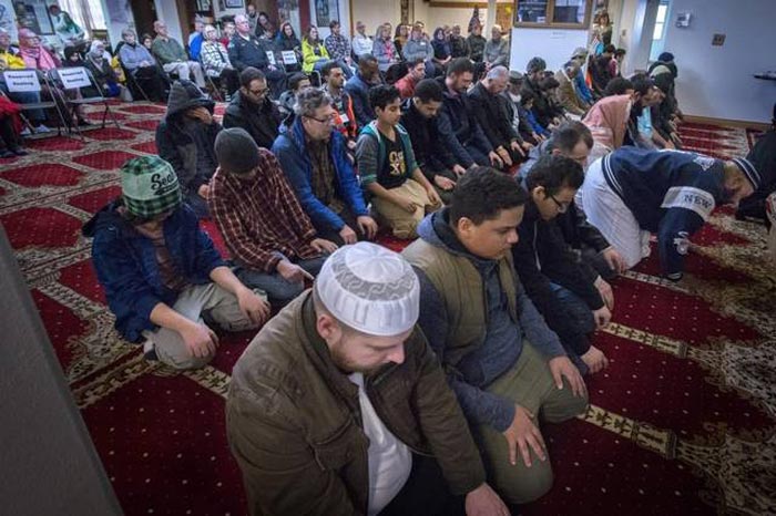 University Place Mosque Opens Doors to Say Thank You | About Islam