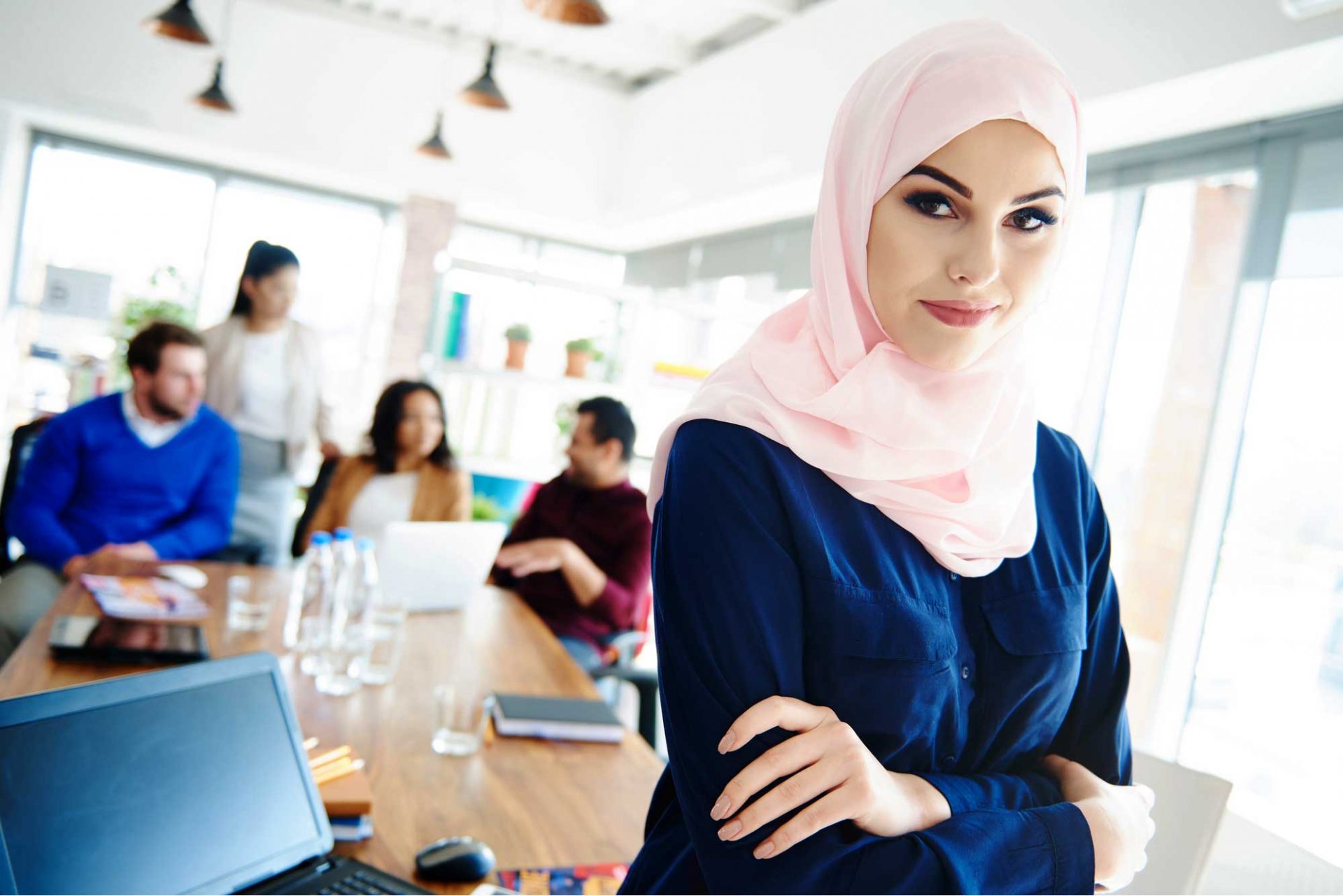 10 Tips to Empower Colleagues and Get Synergy at Work | About Islam