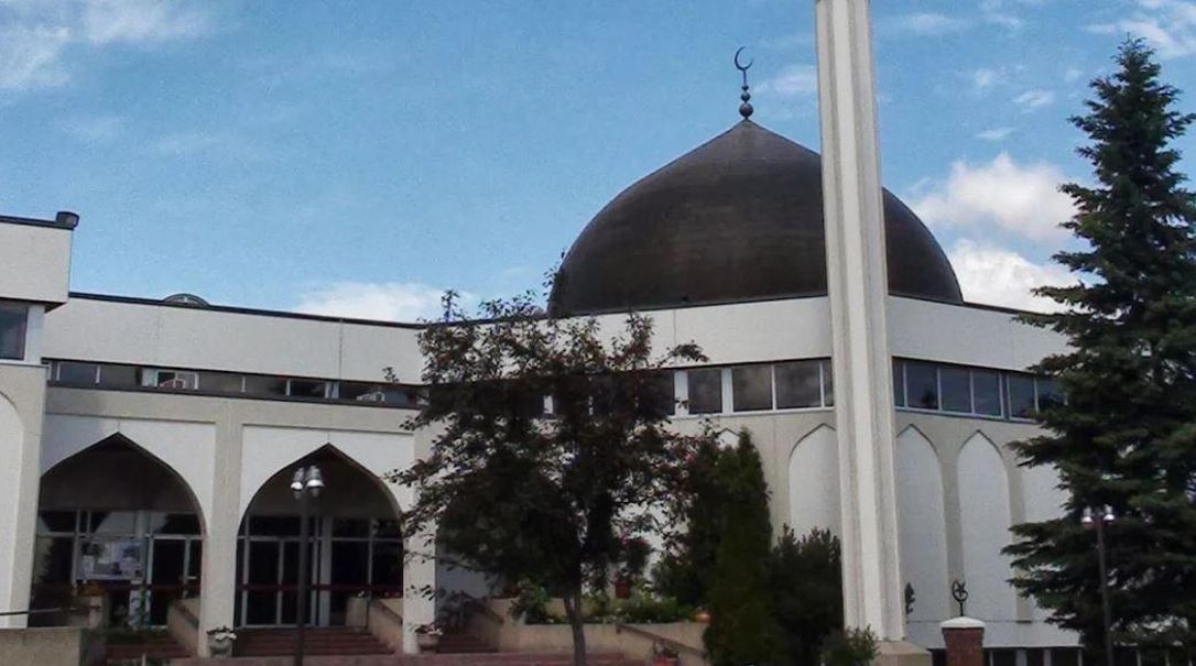 Muslims at Canada’s Oldest Mosque Combat Hate | About Islam