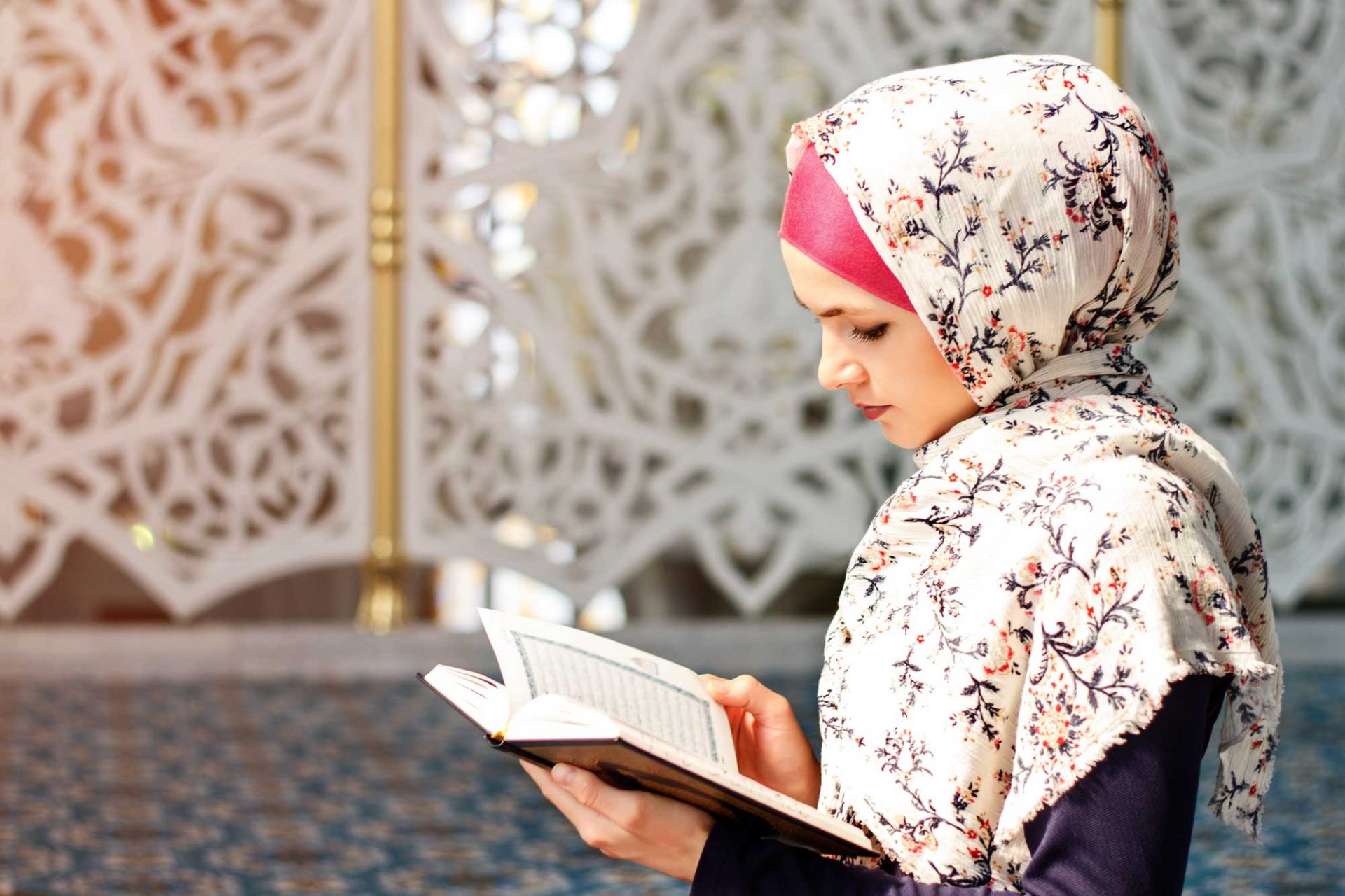 What Are the Hallmarks of an Achieved Womanhood? | About Islam