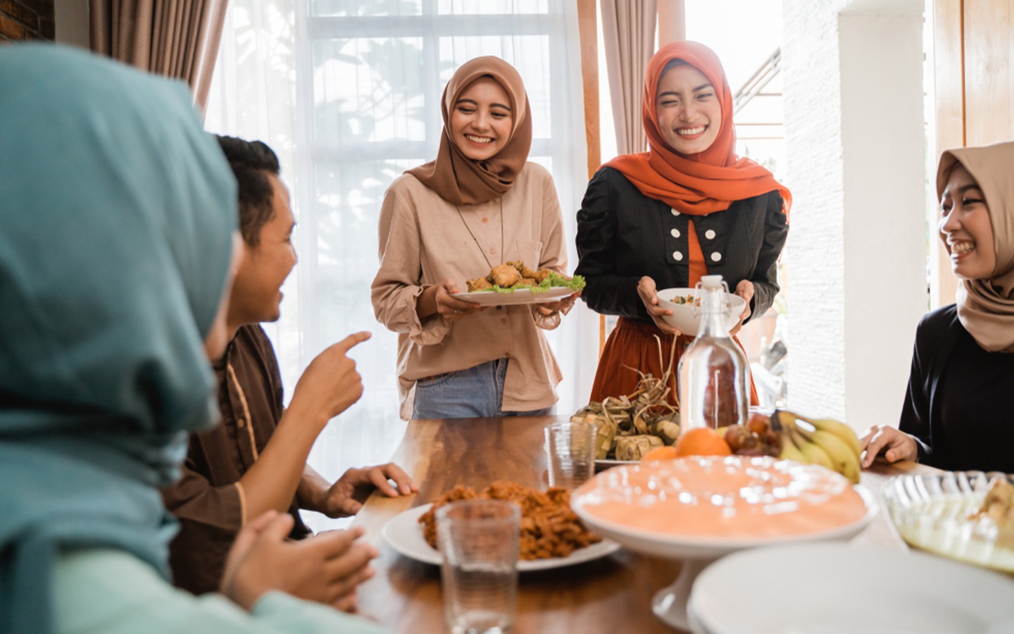 Michigan Muslims Focus on At-Home Celebrations this `Eid | About Islam