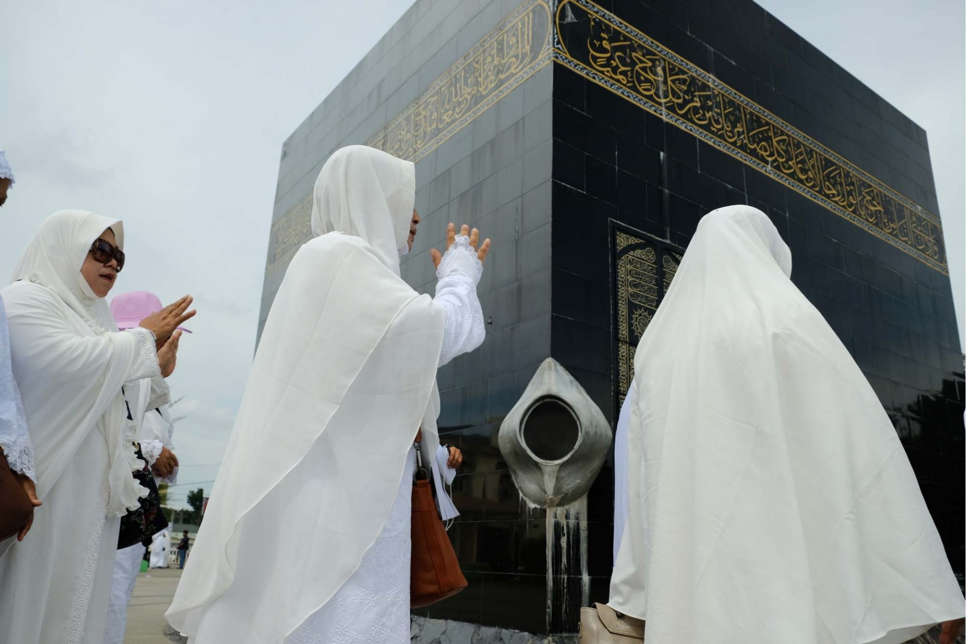 Is Tawaf Al-Wada` Required for `Umrah? | About Islam
