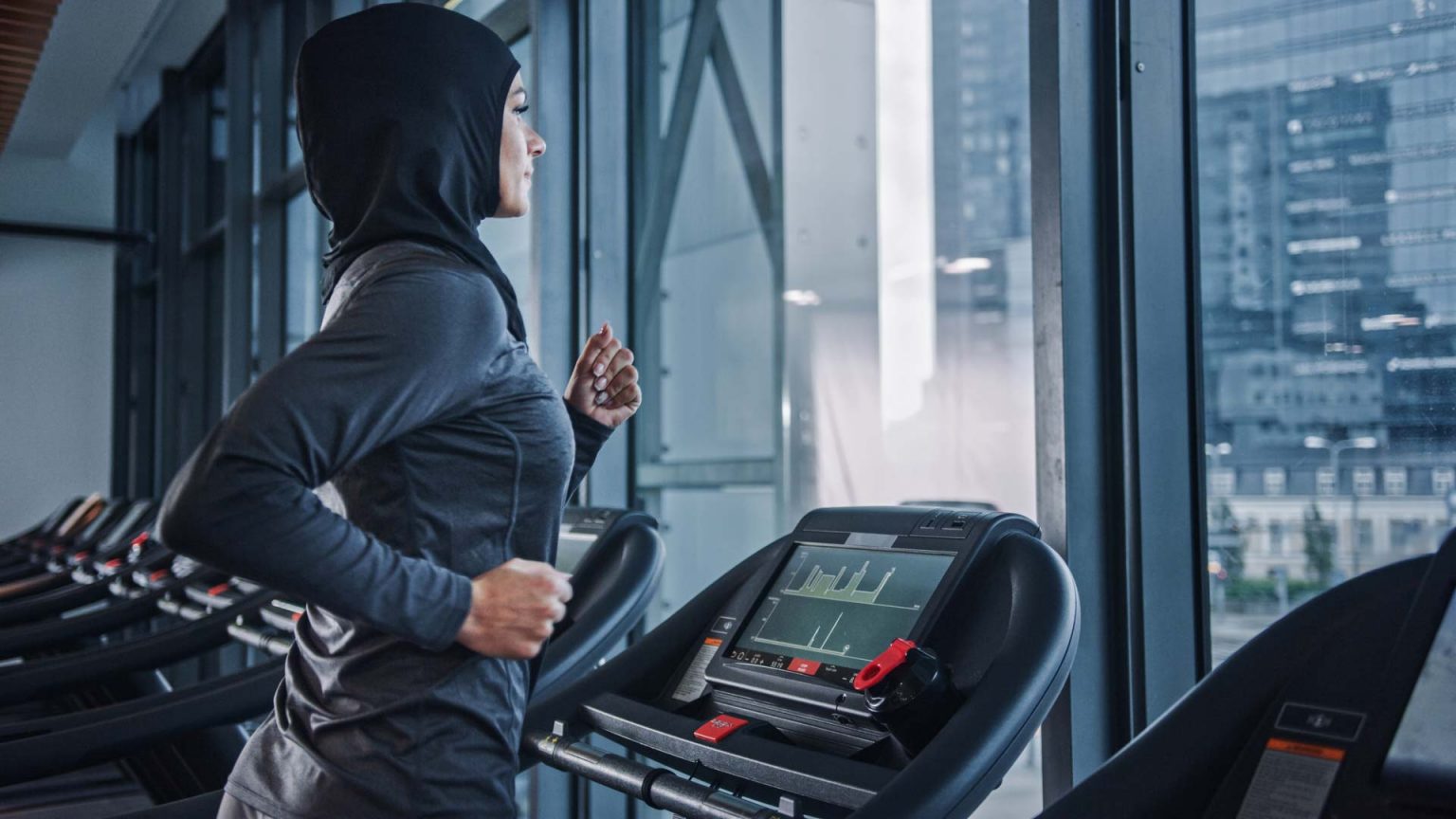 Muslim Club Gives Women of Color Special Running Zone | About Islam