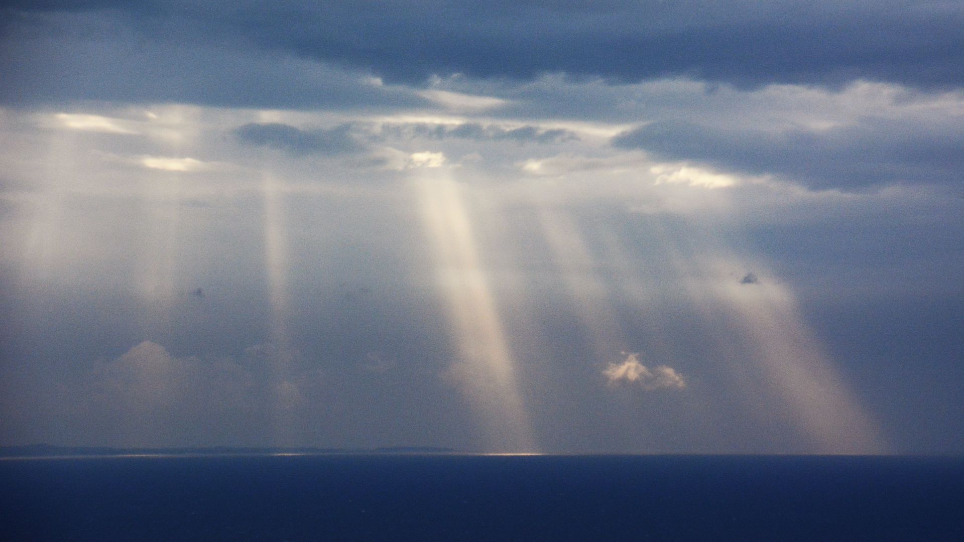 What Do Muslims Believe About Angels? | About Islam