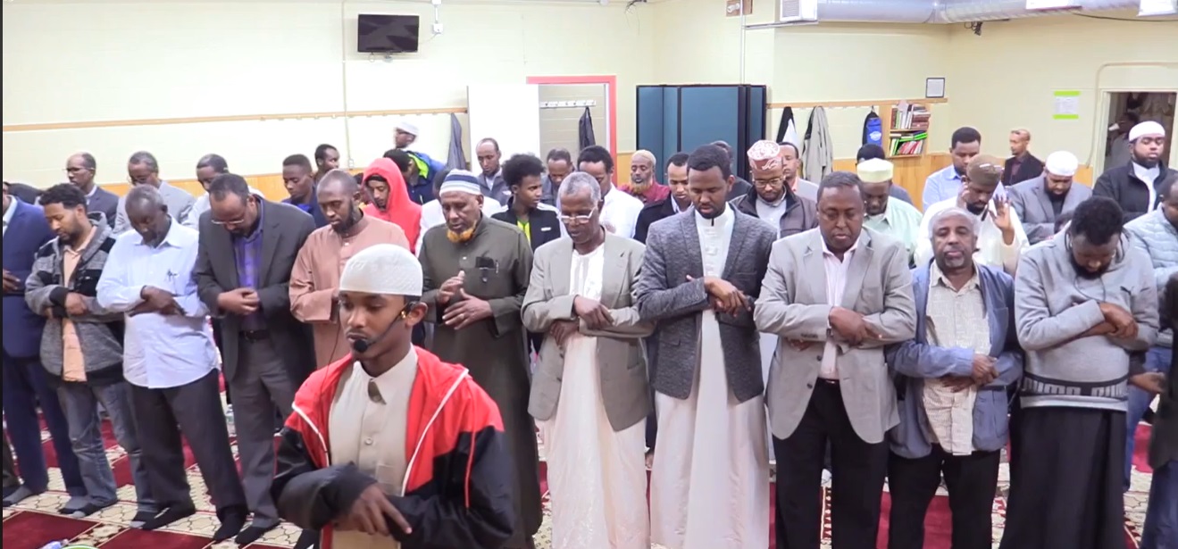 COVID-19: Minnesota Mosques Return to Side-by-Side Prayer | About Islam