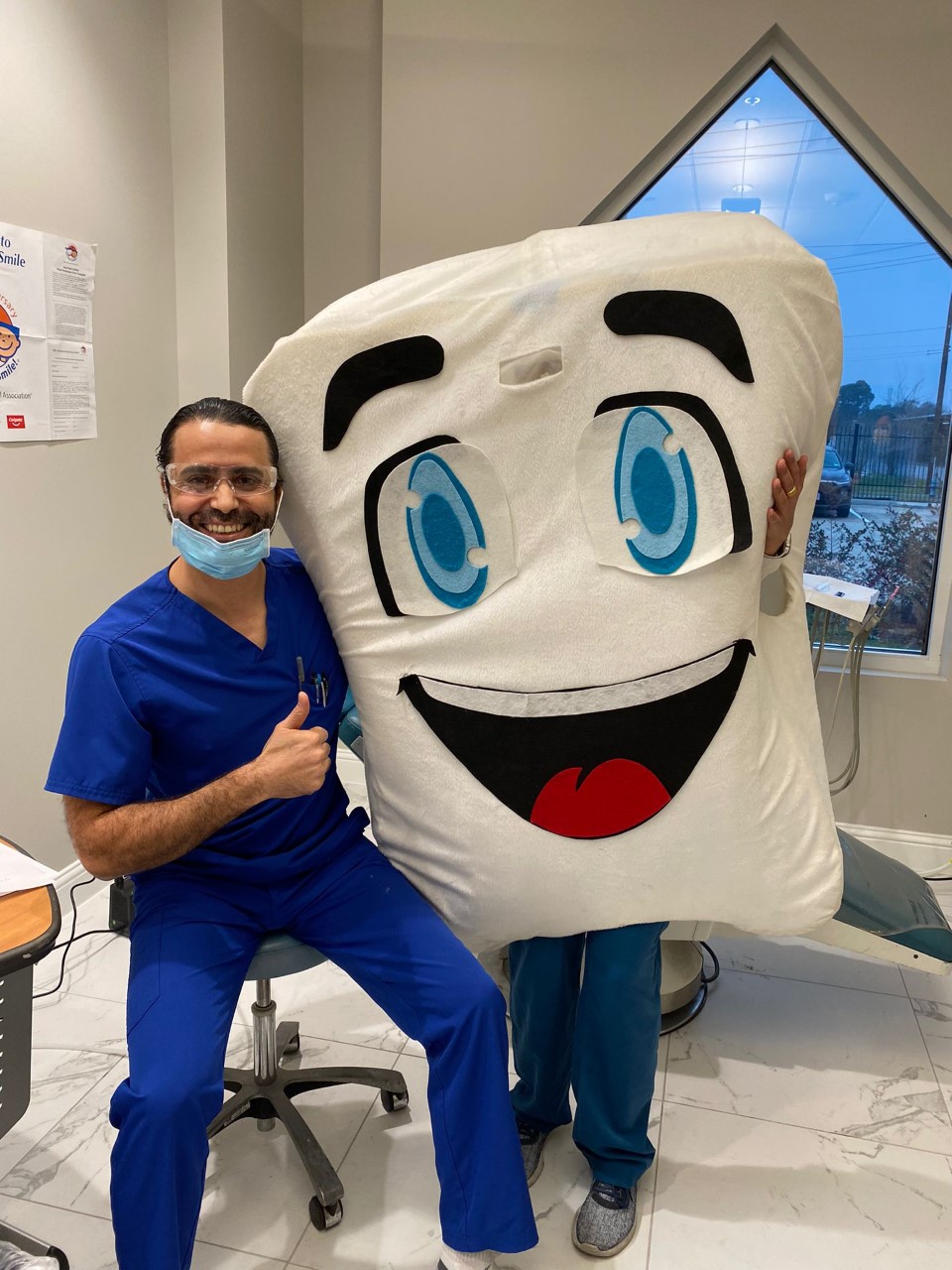 Houston Muslim Dentists Give Kids Free Healthy Smile | About Islam