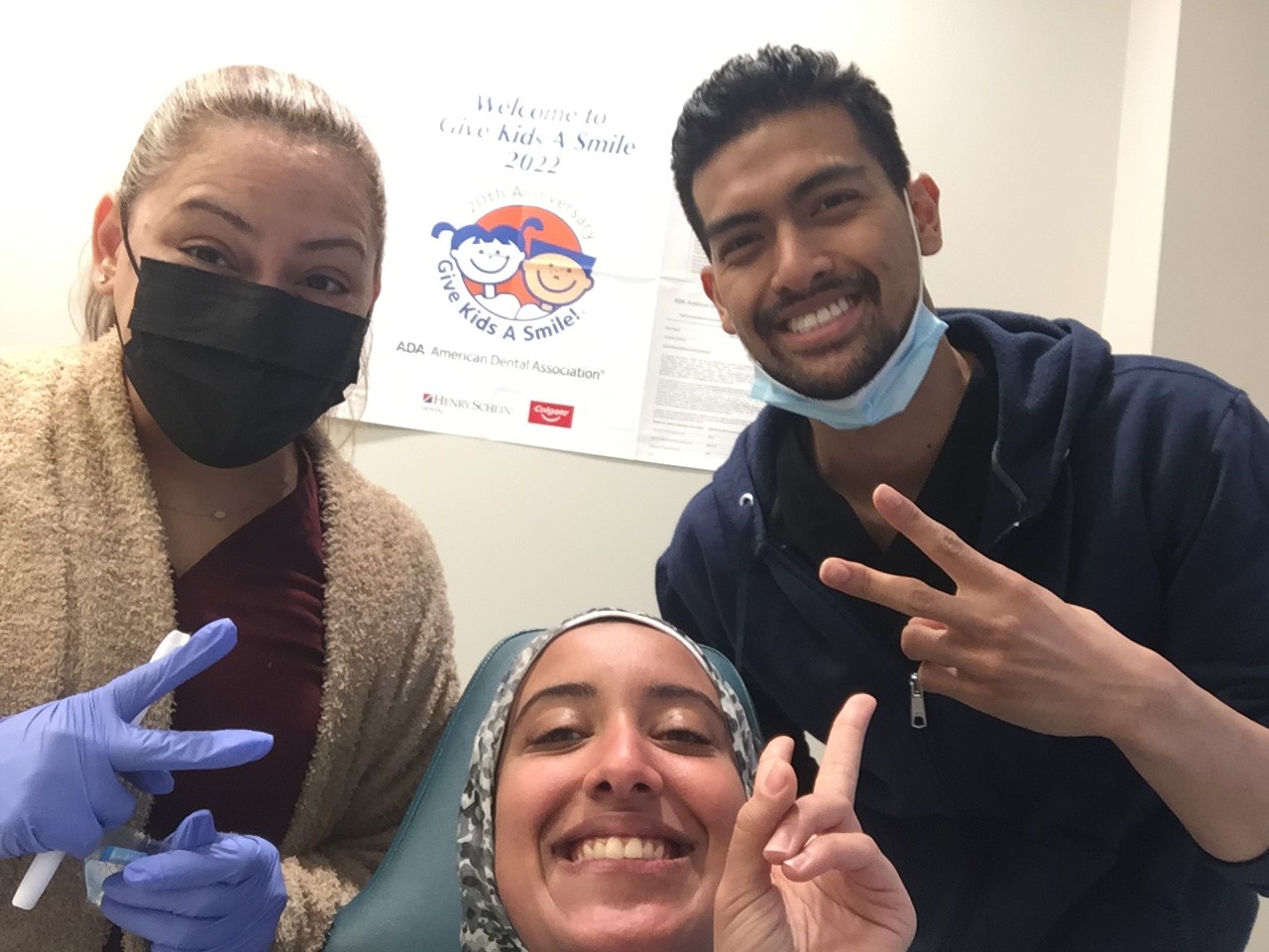 Houston Muslim Dentists Give Kids Free Healthy Smile | About Islam
