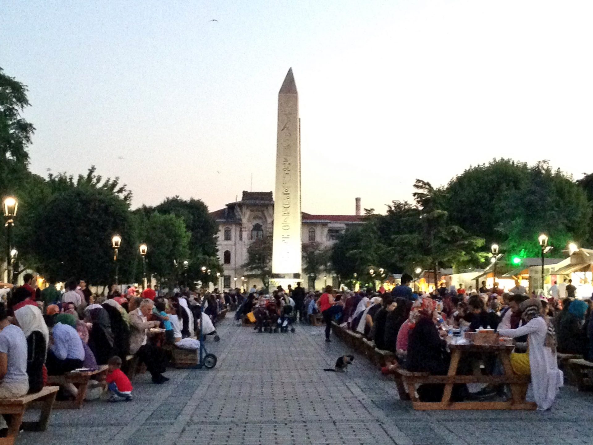 Ramadan's 'Open Iftar' Now Feeds Thousands across the World for Free ...