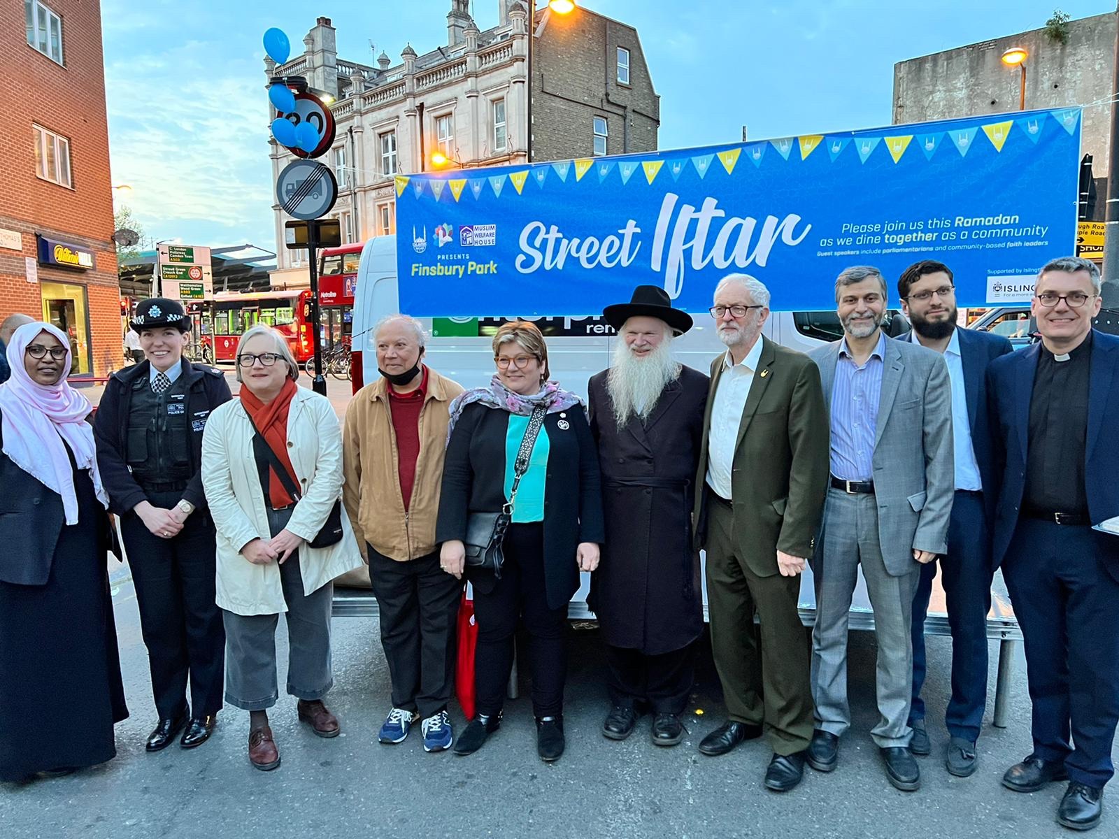 Hundreds Join Islamic Relief Community Street Iftar in London | About Islam