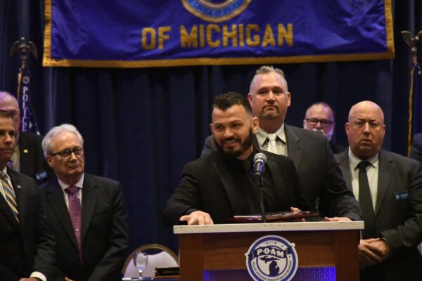 Dearborn Muslim Named Police Officer of the Year | About Islam