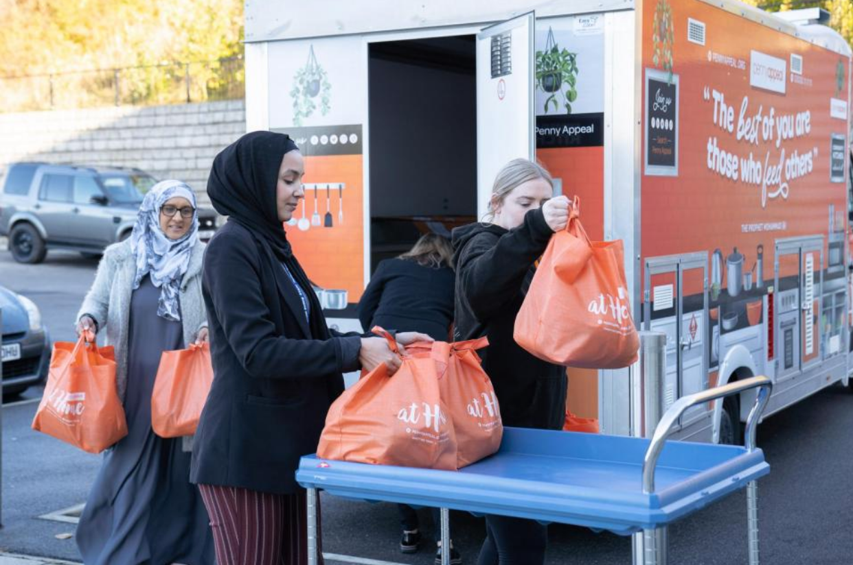 Tackling Food Crisis, Islamic Charity Donates Food Bags to Students ...