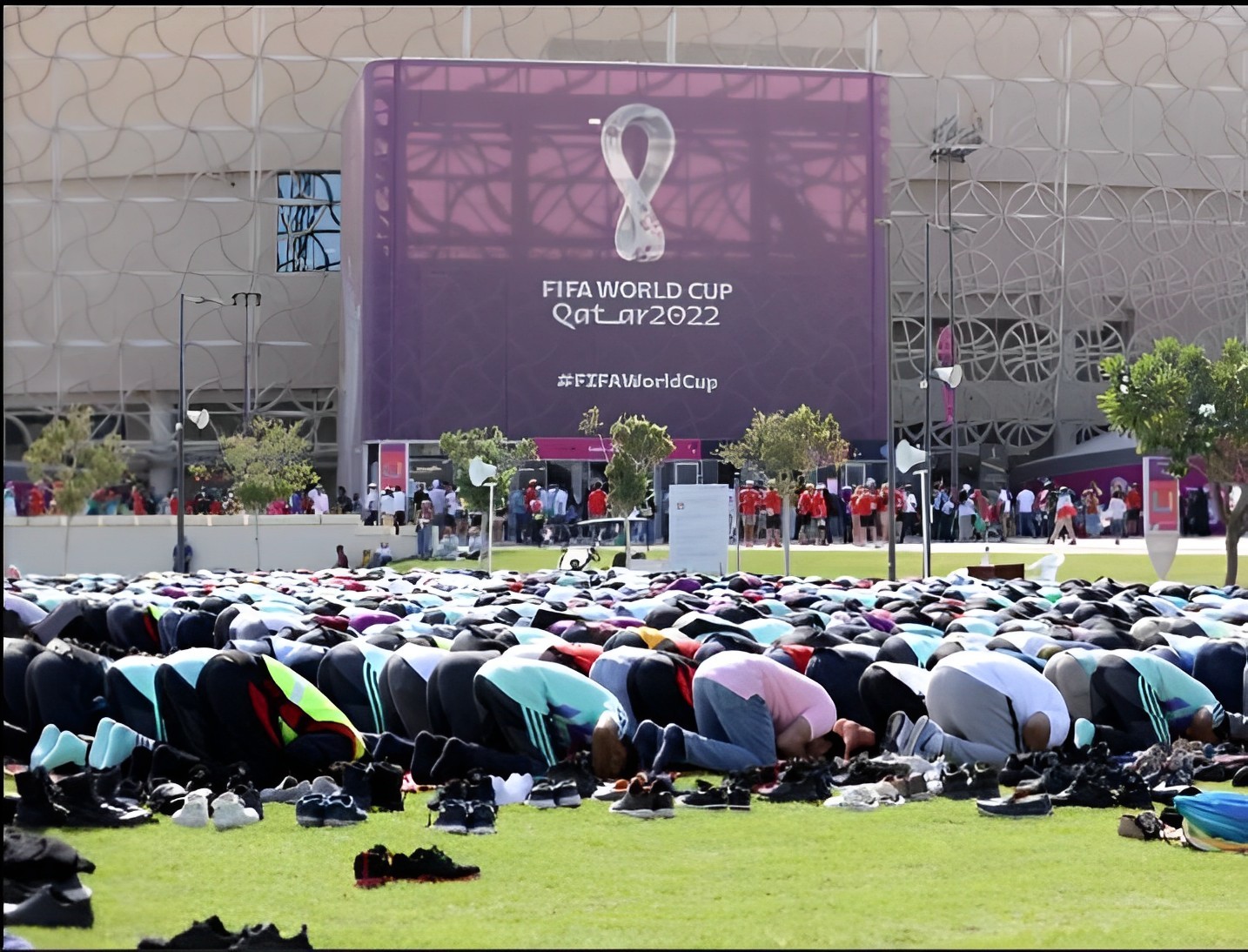 Muslims Praying While World Cup Matches Are Ongoing | About Islam