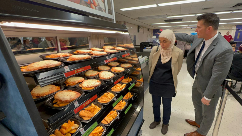 Muslims Happy as NY City Offers Halal Food in School Cafeterias | About ...