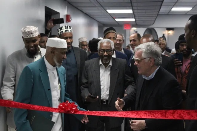 Al-Farooq Mosque Moves to New Home, Celebrates Growth | About Islam
