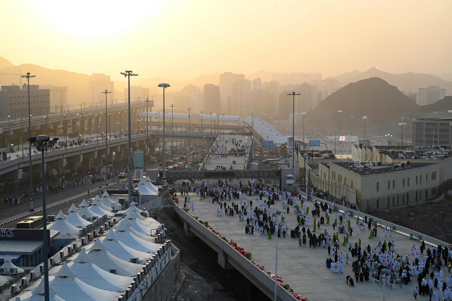 Hajj 1444: Pilgrims 'Stone the Devil' as Hajj Culminates | About Islam