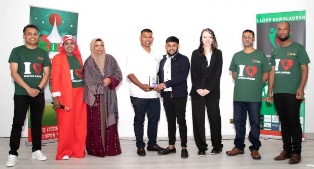 Oldham Young Muslims Honored for Charity Efforts | About Islam