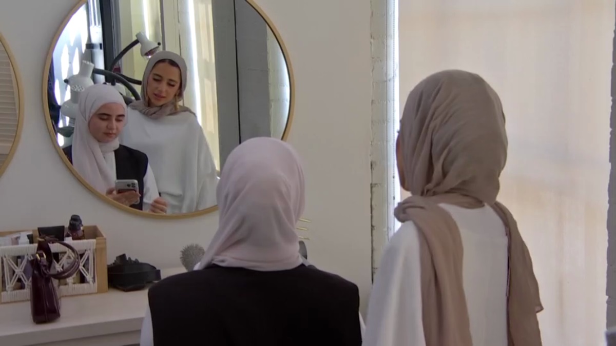 Salon Opens Hijab-friendly Space for Muslim Women | About Islam