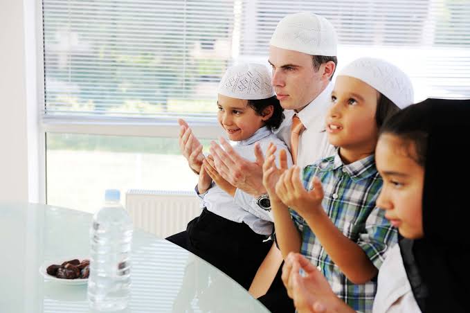 At What Age Should Children Start Fasting? | About Islam