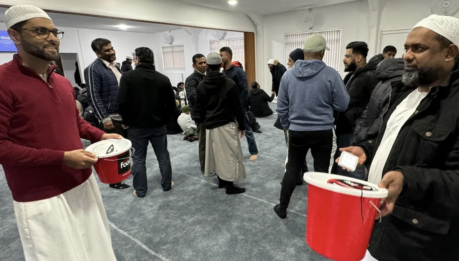 Luton Mosques Unite to Raise £5,000 for Winter Food Campaign | About Islam