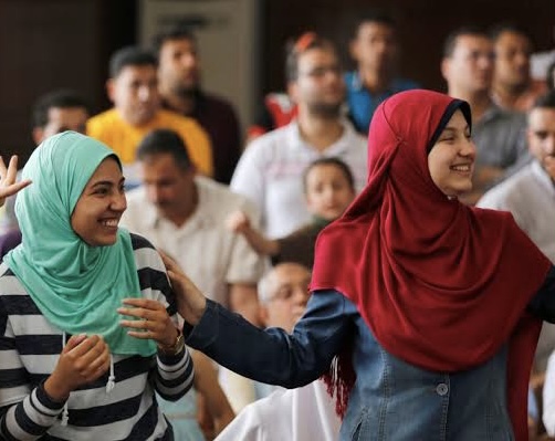 Identity Crisis of Muslims in Non-Muslim Society | About Islam