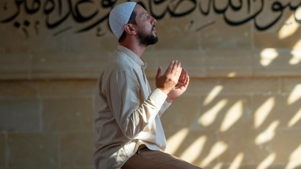 How Can a Muslim Avoid Sins When Alone? | About Islam